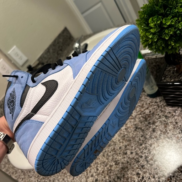 Shoes | Air Jordan 1 Retro High Og University Blue | Poshmark